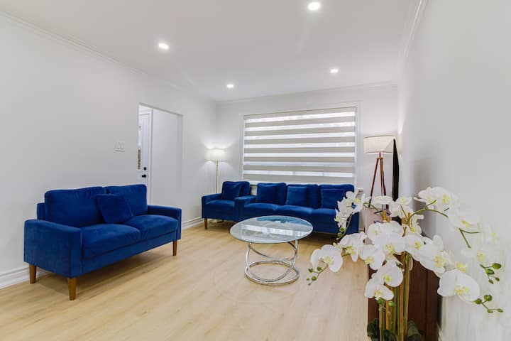 Great House! 15 Km To Downtown, Near Subway. - Toronto