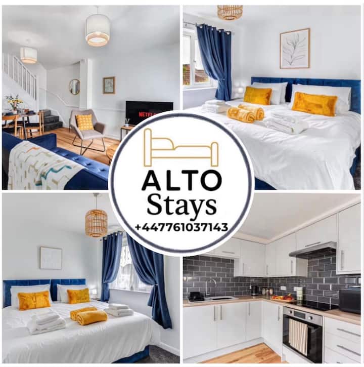 Big Monthly Discount + Super Fast Wi-fi + Parking - Bedford