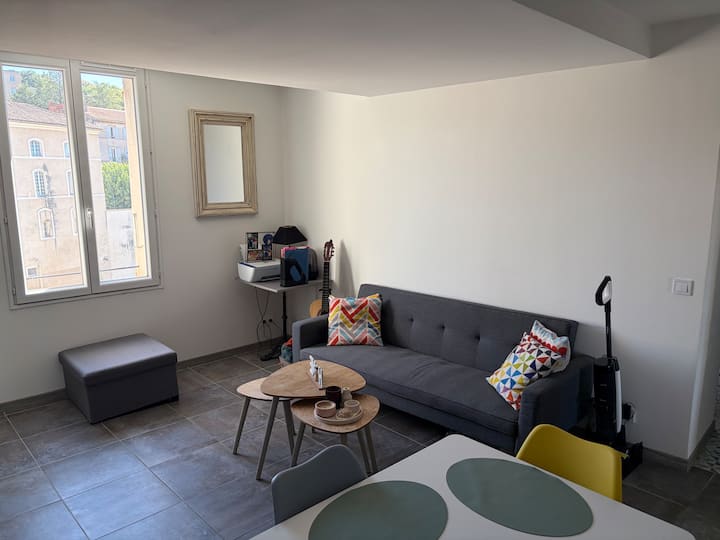 T2 Cosy & Rénové Au Cœur De La Provence - Villars