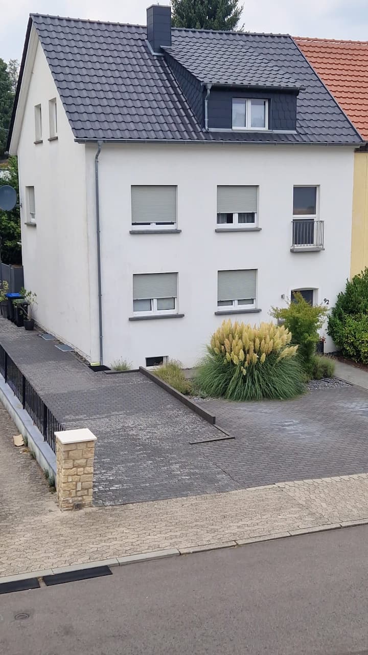 Neu! Gemütliche 3 Zkb Wohnung, St. Ingbert-süd - Saarbrücken