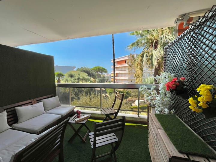 Dfg-studio Avec Grand Balcon, Aperçu Mer & Piscine - Antibes