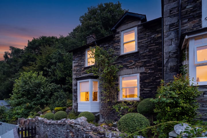 Brantside, Central Ambleside, Panoramic Views - Grasmere