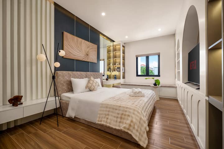 한국인호스트/신축빌라/6bedroom/미케비치도보5분/다낭중심/공항무료픽업/공항12분 - Vietnam