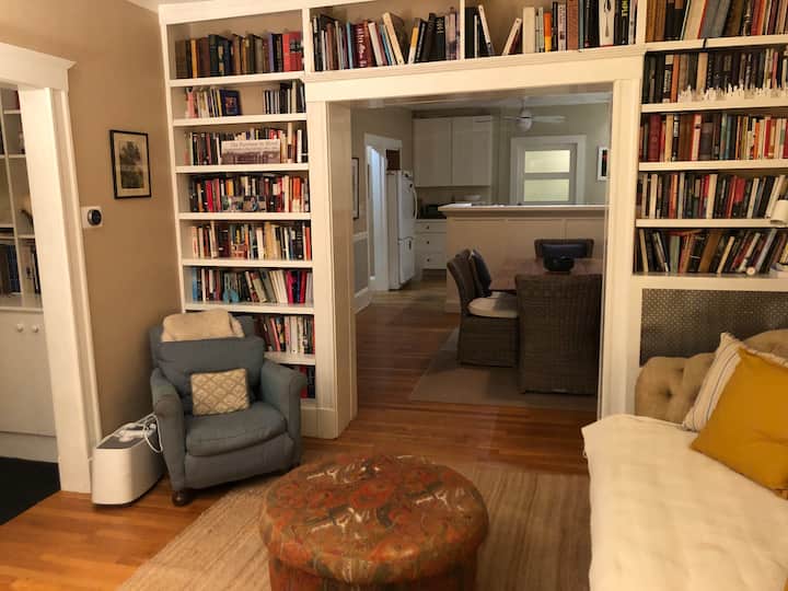 Quiet, Convenient One Bedroom W/study - Cambridge, MA