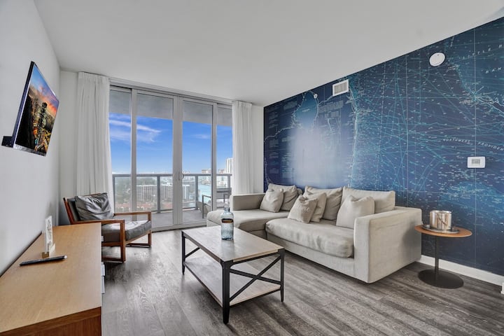 Lovely 1br Condo Resort Style | Ocean Access - Hallandale Beach, FL