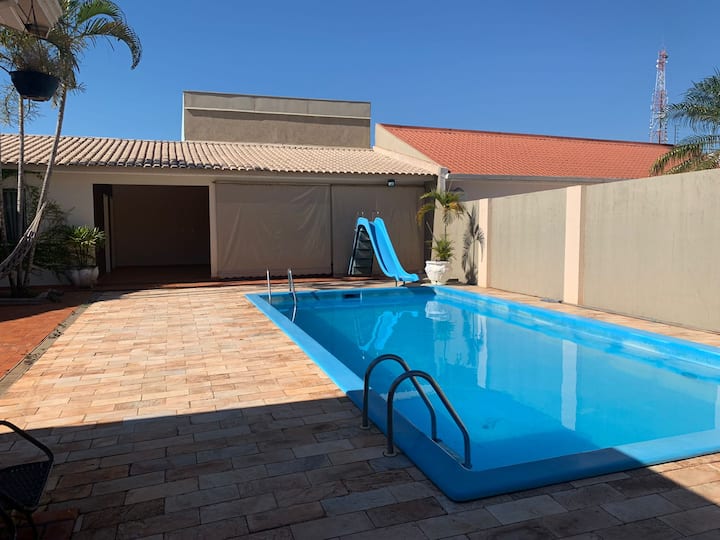 Uma Casa Completa Sem Ser Sua Casa. - Foz do Iguaçu