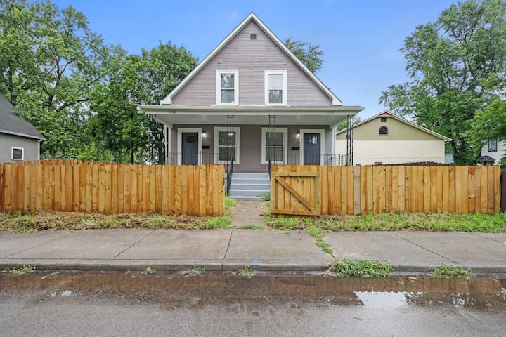 The Historic Hideaway Near Downtown Indy! - 인디애나폴리스