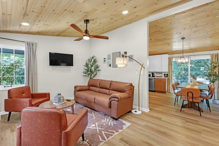 Ev Charger-renovated-9 Mins To Mercedes-movie Room - Atlanta, GA