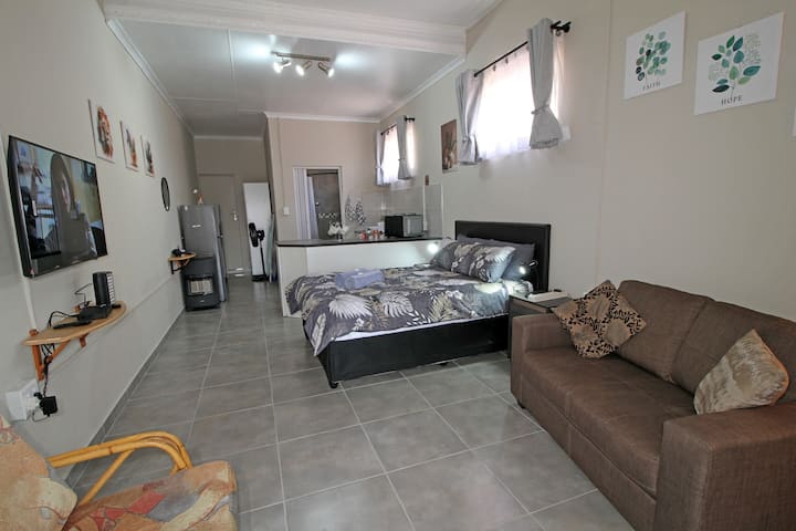 Jsa Studio - Luna Guesthouse - Alberton