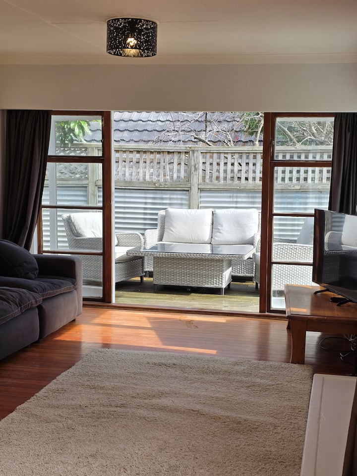 Middleton Near The Beach - Paraparaumu
