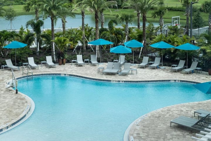 4 Suite W/ Kitchen 1.8 Miles From Jetty Park Beach - Cape Canaveral, FL