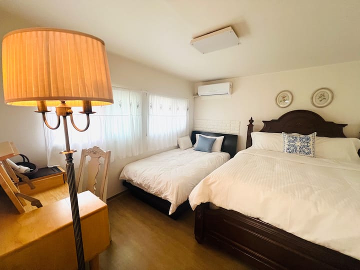 숙대입구역(2-3min)/서울역 1stop/clean&cozy House! - Seoul