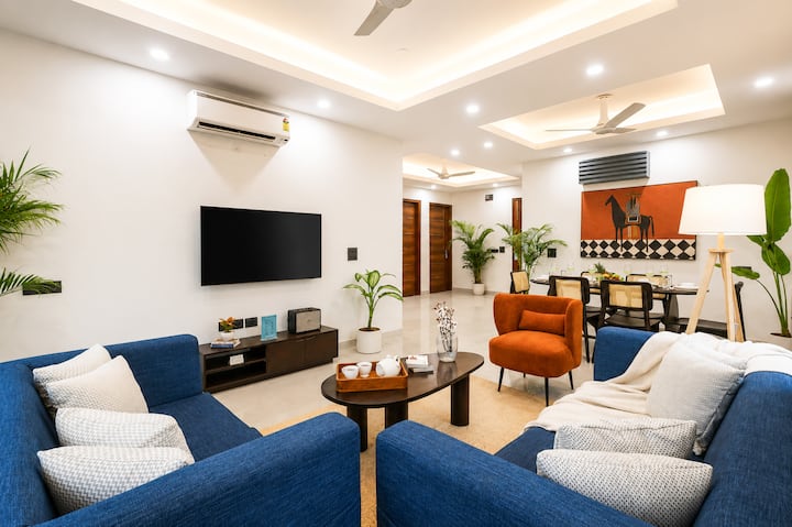 Thegolfcourseresidency-b |3bhk |Caretaker |Balcony - Gurugram