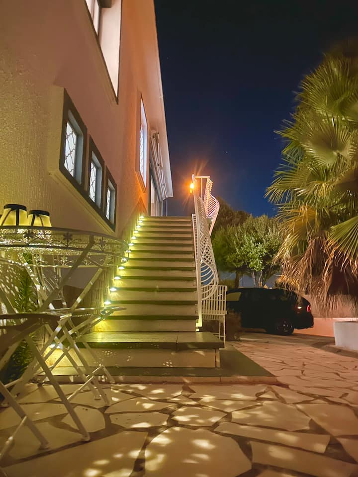 Villa Dagmar Lunel Artistique - Hérault