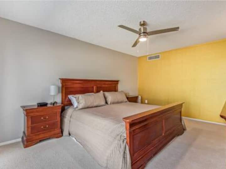 Quaint Abode : 1 Br | Ensuite, Patio, Sunsets - Sun City West, AZ