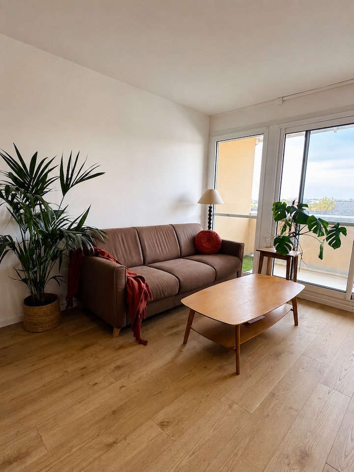 Nantes Zola Appartement Cosy Avec Balcon - Nantes Atlantique Airport (NTE)