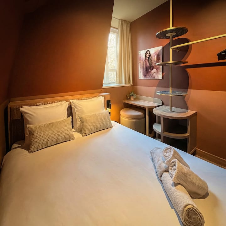 Standard Double Room - Amsterdam
