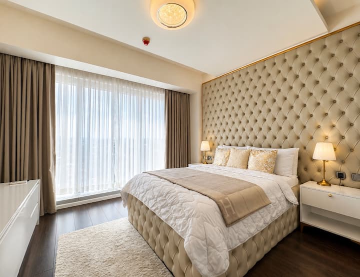 Parisian Elegance Modern 1br Aeon Towers Unit1919 - Philippines