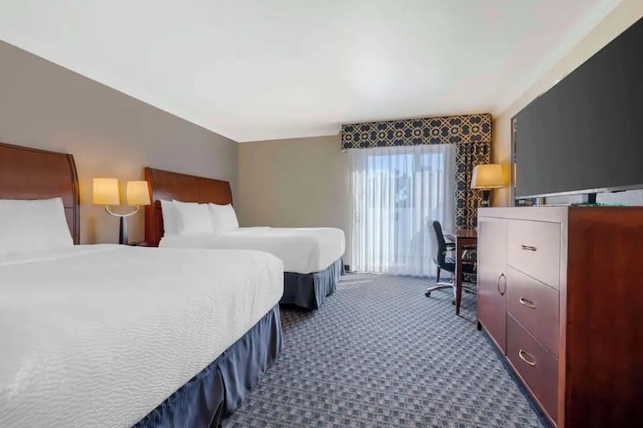 2-queen Suite + Balcony | 1.5mi To Ocean Institute - San Juan Capistrano