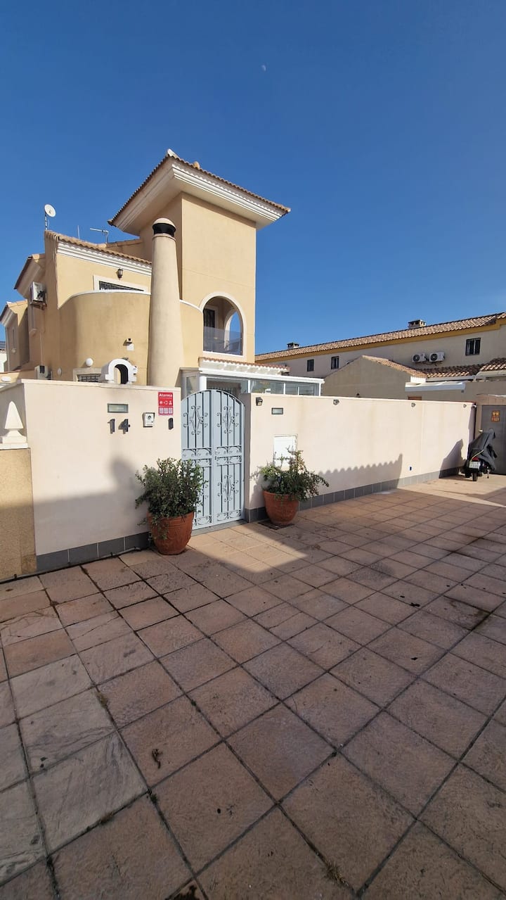 Luxury Villa, Private Pool And Gym Near The Beach - Cabo Roig