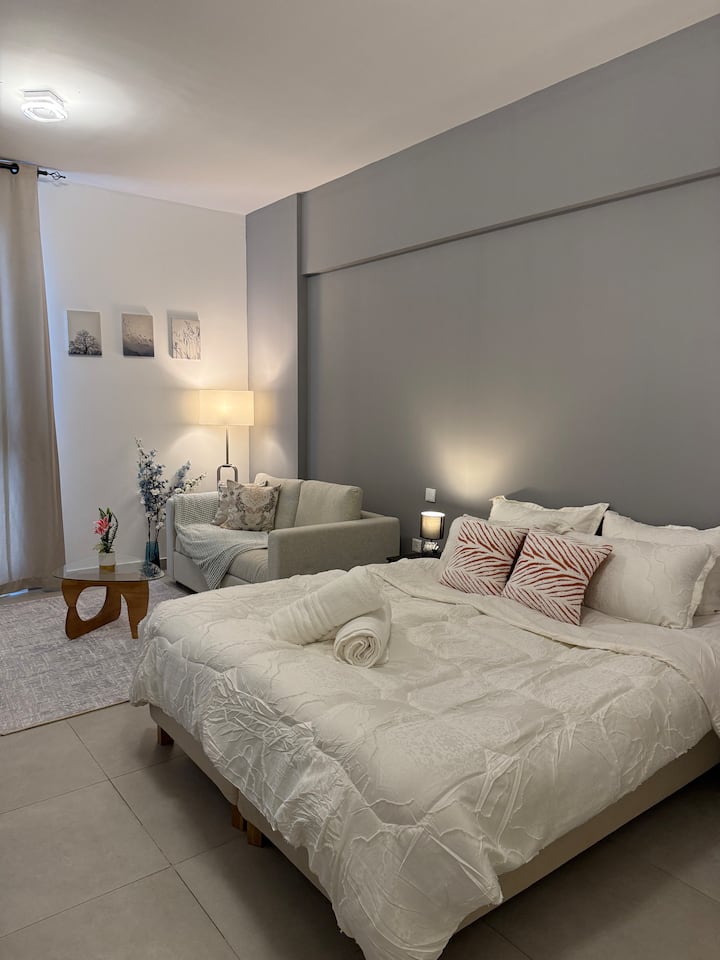 Stylish & Comfortable Studio In Aljada - Sharjah