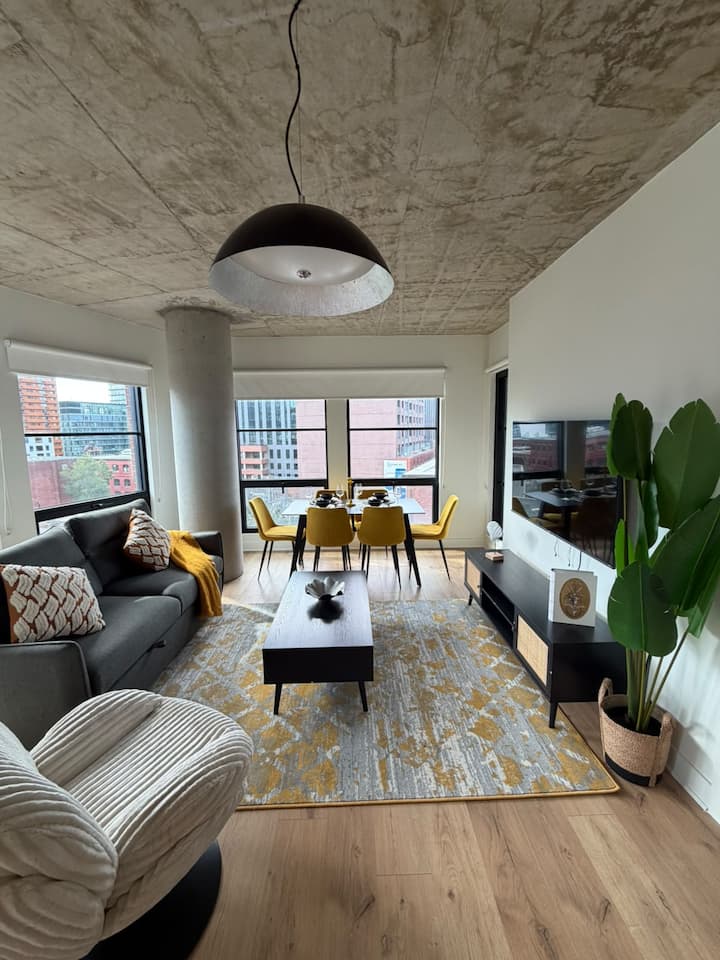 Spacious 2br Montréal Stay | Old Port - 寶樂沙