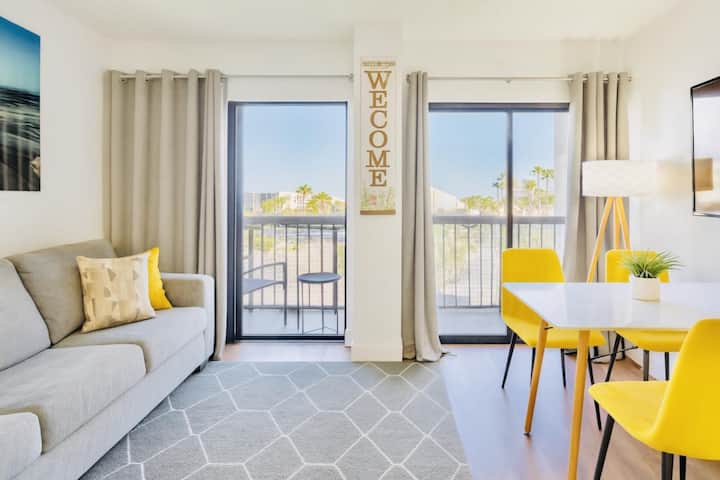 Modern 2br Suite Near Epic & Universal - Orlando, FL