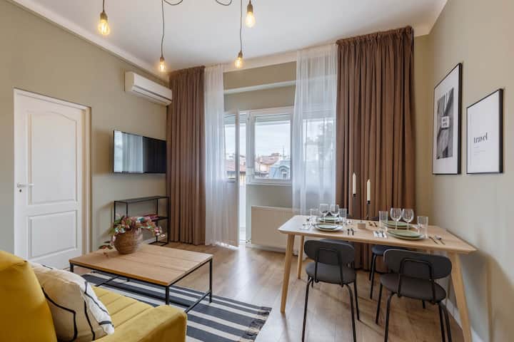 Historic Calea Victoriei Suites | Piata Romana - Bucarest