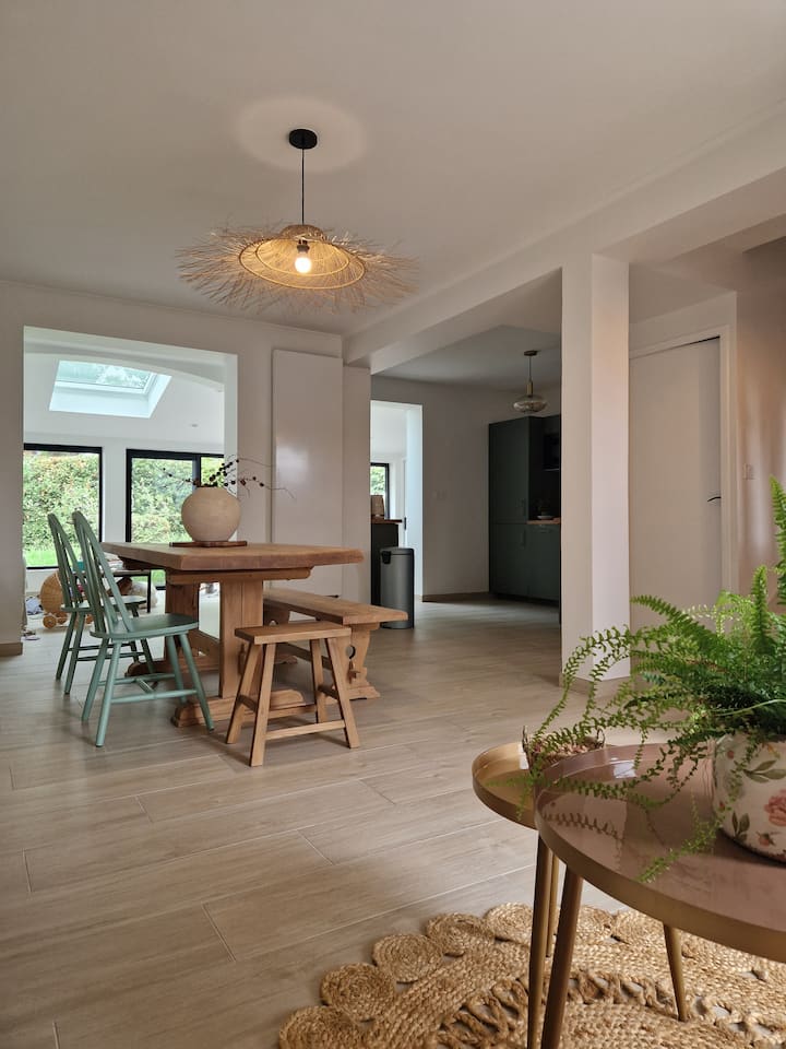 Jolie Maison Mitoyenne Dans Un Quartier Calme. - Hendaye