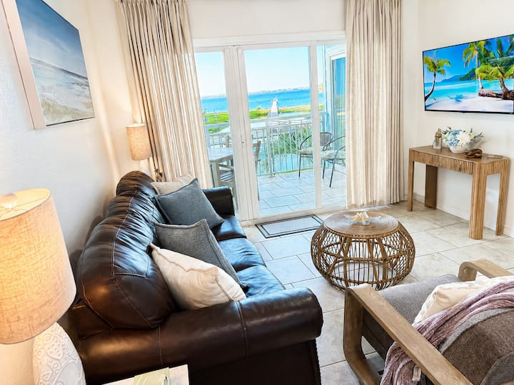 Updated Condo Bay Views Pool Pensacola Beach - Gulf Breeze, FL