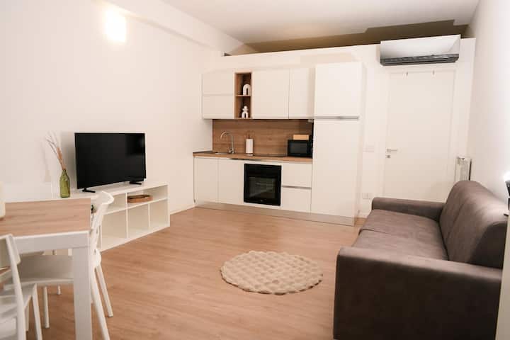 Design & Comfort | Monolocale Con Parking - San Donato Milanese