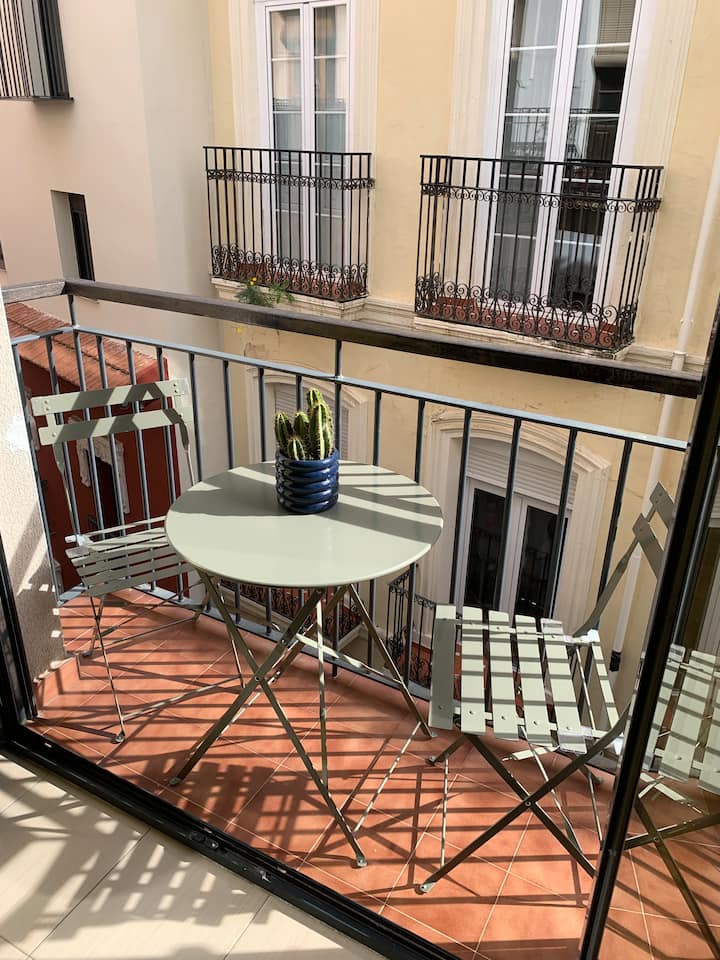 Antique Alicante Apartament - City Centre - San Juan de Alicante