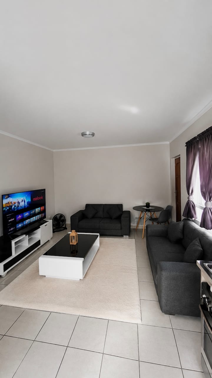 Your Private Home Away From Home - Wellington, South Africa