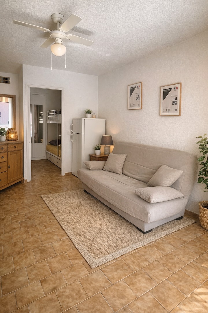 Bel Appartement Au Calme à 150m De La Mer. - Bandol