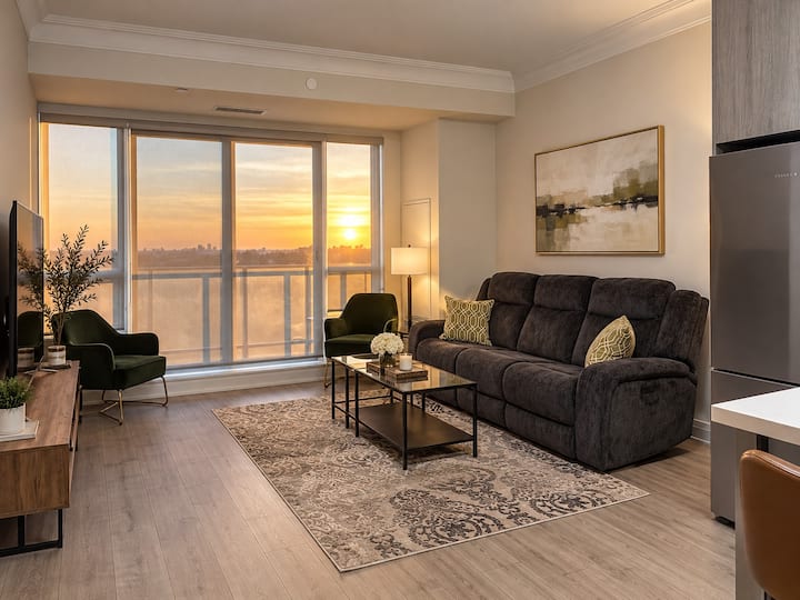 Spacious 2-bedroom+den 2-bathroom Condo In Markham - Markham