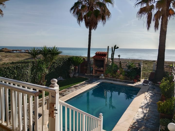 Apartamento En 1ª Linea De Playa Y Piscina Privada - Xeraco