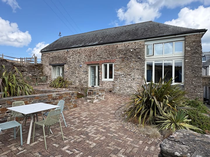 Immaculate Cottage On A Quiet Farm Above Dartmouth - Dartmouth