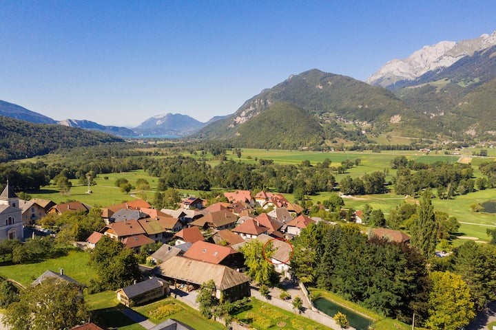 Gîte Des Clarines  Maison De Charme Vue Montagnes - Haute-Savoie