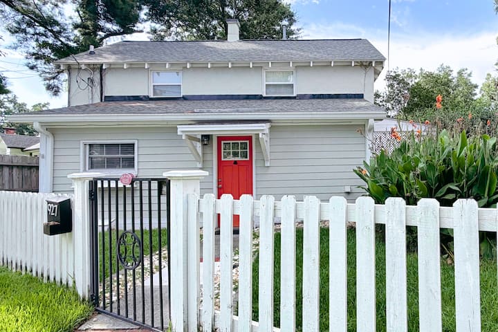 Cozy Historic Cottage, Walk To Cargo District - Wilmington, NC