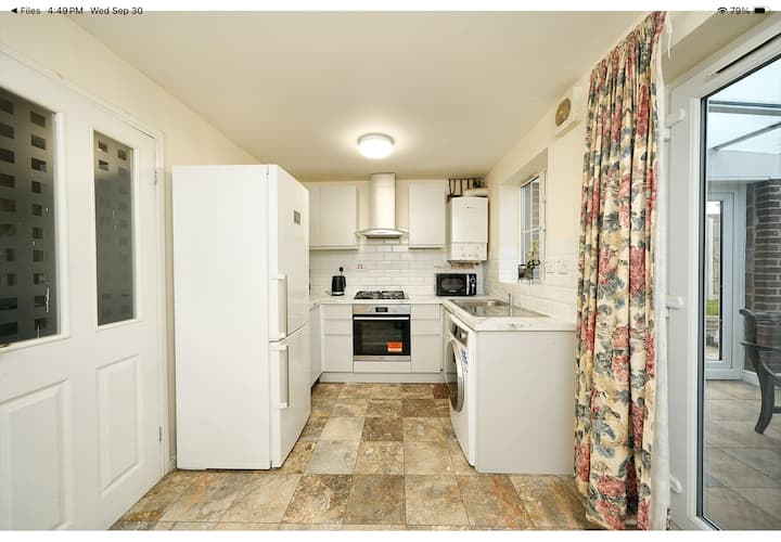 Neat 2 Bedroom House With Rear Dining Room/work. - Coventry