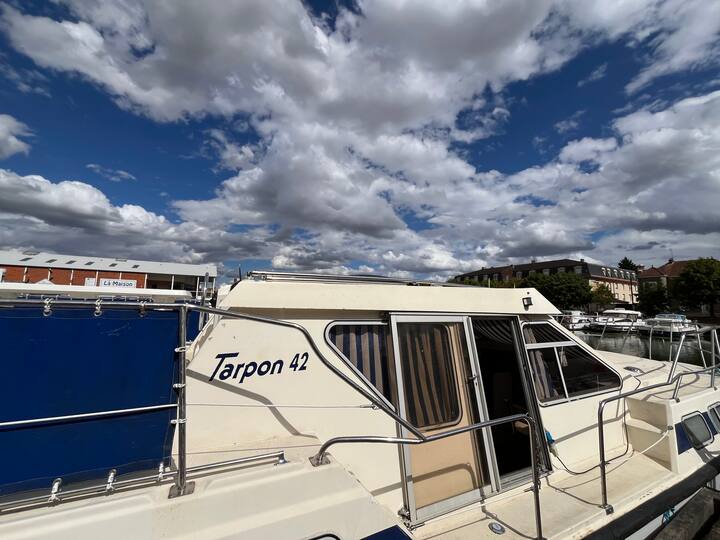 Séjour Sur Un Bateau Amarré à Digoin - 12 Pers. - Paray-le-Monial