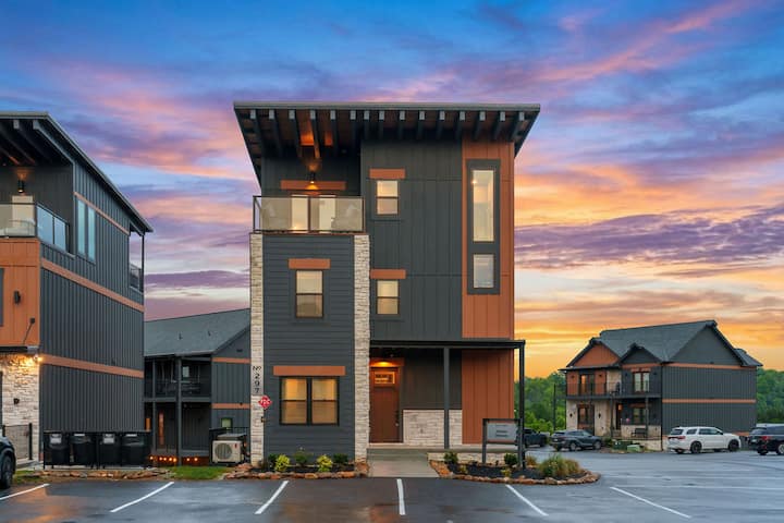 Dollypartonthemedcabin/private Pool/waterpark/luxe - Sevierville, TN