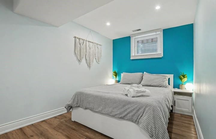 Cozy Private Studio With Parking - Waterloo, ON, Canada