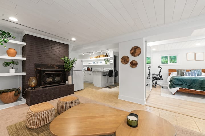 Forest Studio With Theater & Office - Cary, NC