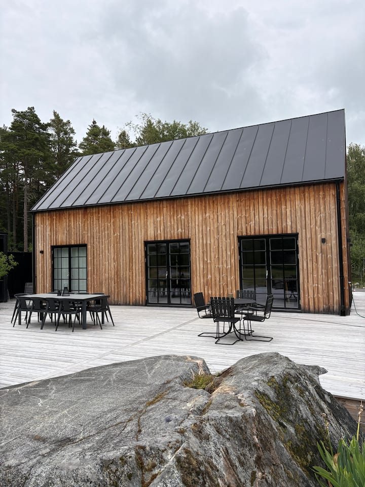 Strandnära Nybyggt Hus - Östhammar