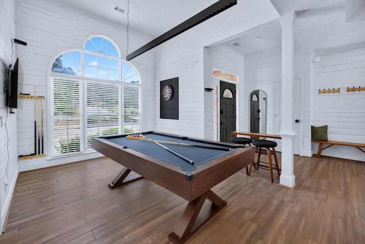 Woodland Retreat|poolhottubbilliardgames - Columbus, GA