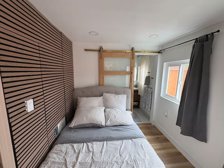 Silicon Valley 1br 1ba Wifi, Ac, Yard & Parking - Redwood City, CA