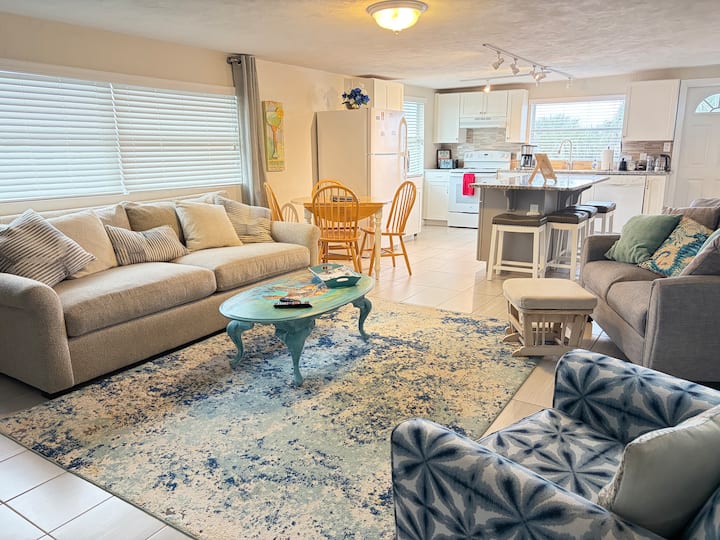 Ocean Views/deck/cozy Loft/ Jeep Beach Daytona - Ormond Beach, FL