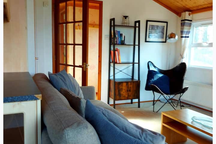 Cabin - Sleeps 6 - Indoor Pool - Parking - Polperro