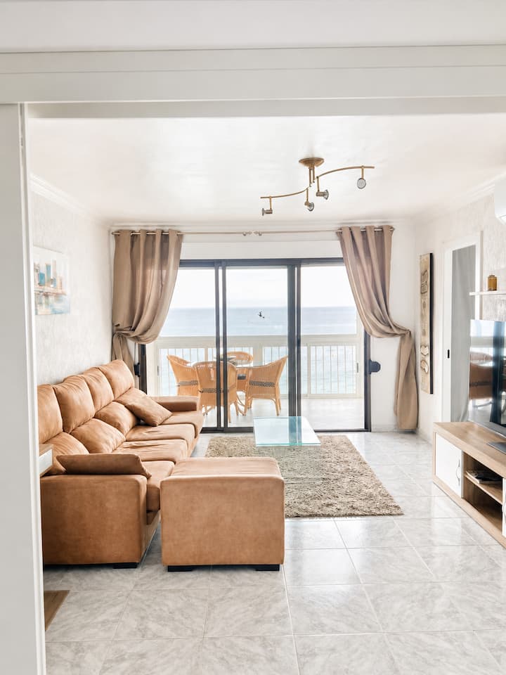 Only Beach & Sea • Center • Top Floor • Unique! - Calp